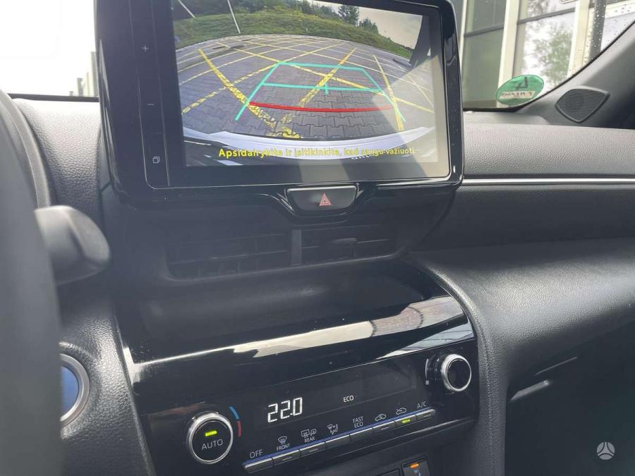 Белый Тойота Yaris Cross 2023 в Вильнюс, объемом двигателя 1.50 л и пробегом 150 тыс. км за 17900 €, фото 27 на AUTOMOTO.COM.LV