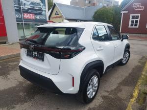 Белый Тойота Yaris Cross 2023 в Утена, объемом двигателя 1.50 л и пробегом 108 тыс. км за 16200 €, фото 5 на AUTOMOTO.COM.LV