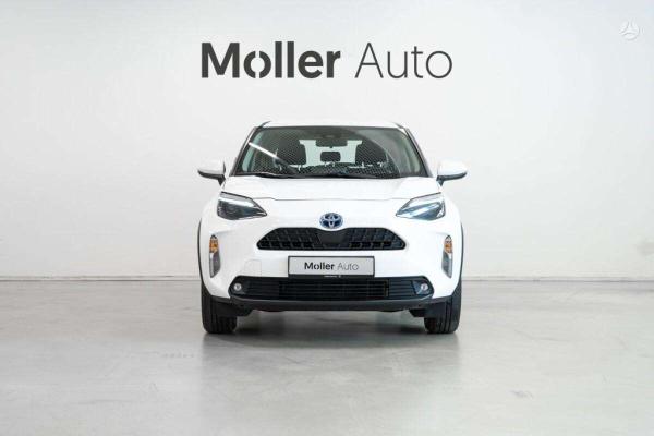 Белый Тойота Yaris Cross 2024 в Вильнюс, объемом двигателя 1.50 л и пробегом 41 тыс. км за 23100 €, фото 5 на AUTOMOTO.COM.LV