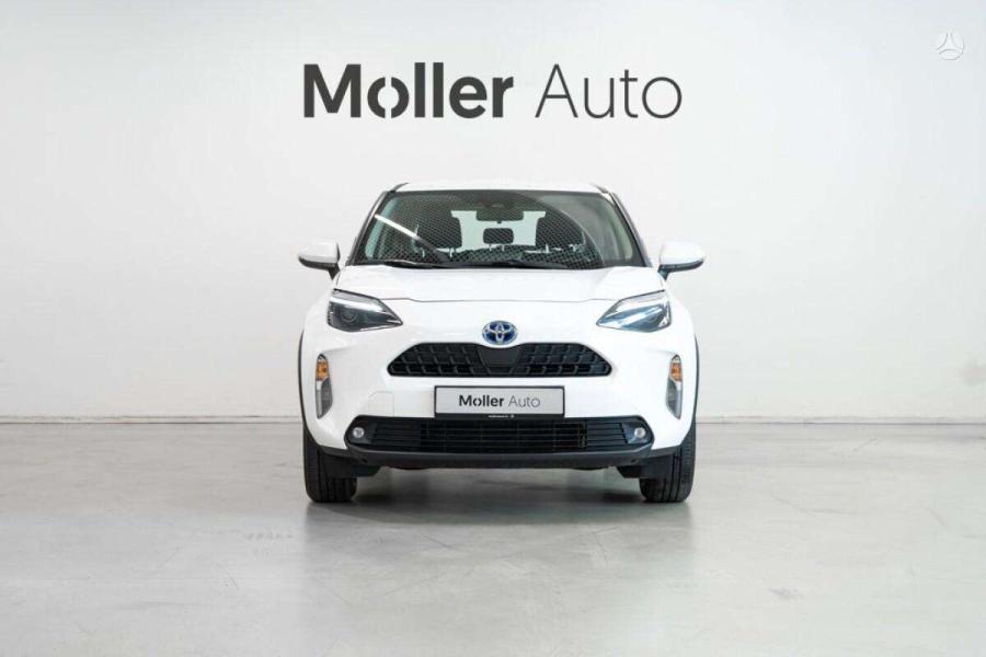 Белый Тойота Yaris Cross 2024 в Вильнюс, объемом двигателя 1.50 л и пробегом 41 тыс. км за 23100 €, фото 6 на AUTOMOTO.COM.LV