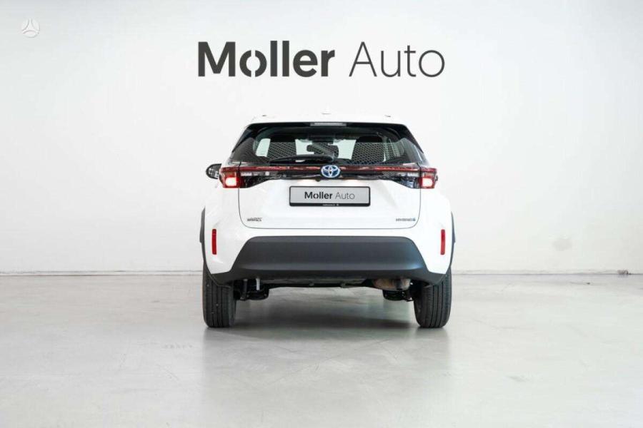 Белый Тойота Yaris Cross 2024 в Вильнюс, объемом двигателя 1.50 л и пробегом 41 тыс. км за 23100 €, фото 7 на AUTOMOTO.COM.LV