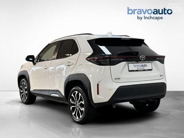 Белый Тойота Yaris Cross 2024 в Вильнюс, объемом двигателя 1.50 л и пробегом 119 тыс. км за 22500 €, фото 4 на AUTOMOTO.COM.LV