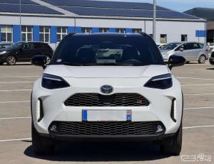 Белый Тойота Yaris Cross 2025 в Таураге, объемом двигателя 1.50 л и пробегом 15 тыс. км за 25900 €, фото 5 на AUTOMOTO.COM.LV