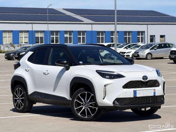 Balts Toyota Yaris Cross 2025 Tauragė, ar dzinēja tilpumu 1.50 L un nobraukumu 15 tūkst. km par 25900 €, foto 5 vietnē AUTOMOTO.COM.LV