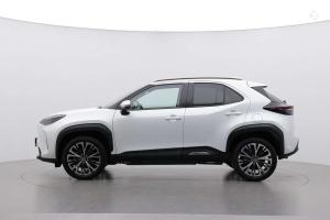 White Toyota Yaris Cross 2025 in Vilnius, with an engine capacity of 1.49 L and mileage of 22 thousand km for 28900 €, photo 5 on AUTOMOTO.COM.LV