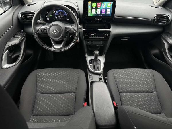 Balts Toyota Yaris Cross 2025 Viļņa, ar dzinēja tilpumu 1.50 L un nobraukumu 57 tūkst. km par 21950 €, foto 6 vietnē AUTOMOTO.COM.LV