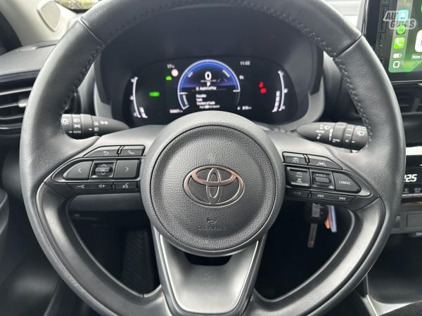 Белый Тойота Yaris Cross 2025 в Авиженяй, объемом двигателя 1.50 л и пробегом 57 тыс. км за 21950 €, фото 9 на AUTOMOTO.COM.LV
