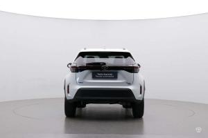 Белый Тойота Yaris Cross 2025 в Вильнюс, объемом двигателя 1.49 л и пробегом 22 тыс. км за 28900 €, фото 6 на AUTOMOTO.COM.LV