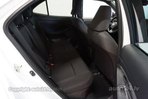 Белый Тойота Yaris Cross 2022 в Тарту, объемом двигателя 1.50 л и пробегом 83 тыс. км за 20990 €, фото 8 на AUTOMOTO.COM.LV