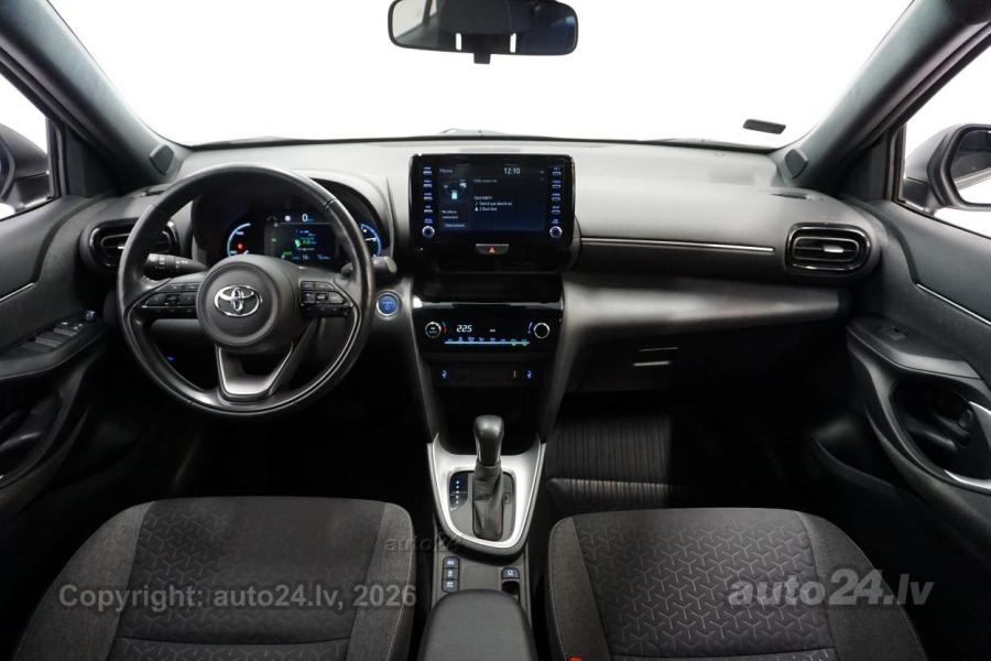 Белый Тойота Yaris Cross 2022 в Тарту, объемом двигателя 1.50 л и пробегом 83 тыс. км за 20990 €, фото 9 на AUTOMOTO.COM.LV