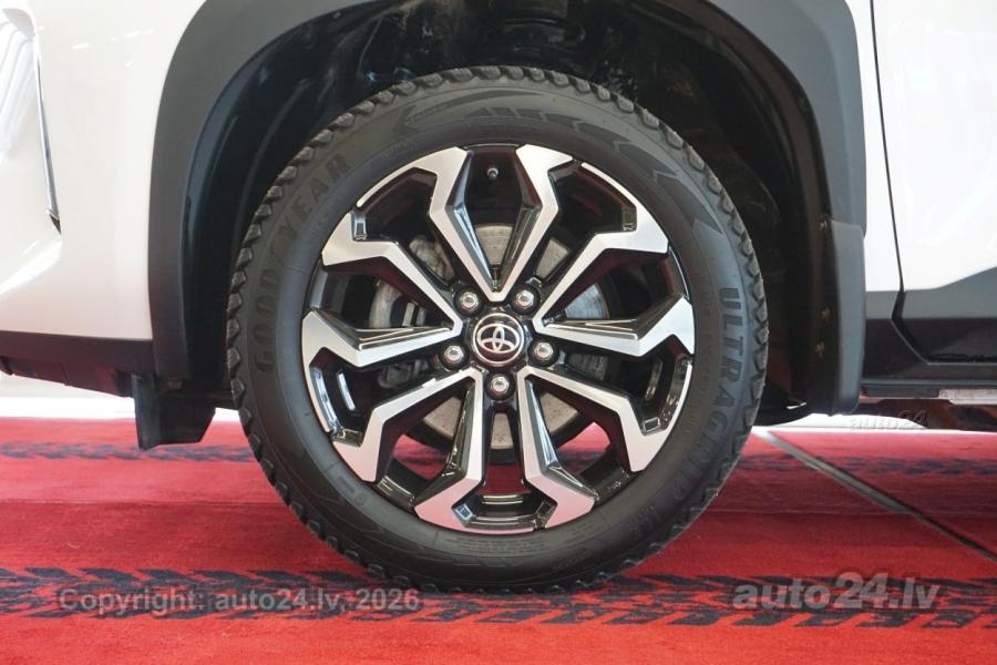 Белый Тойота Yaris Cross 2022 в Тарту, объемом двигателя 1.50 л и пробегом 83 тыс. км за 20990 €, фото 16 на AUTOMOTO.COM.LV
