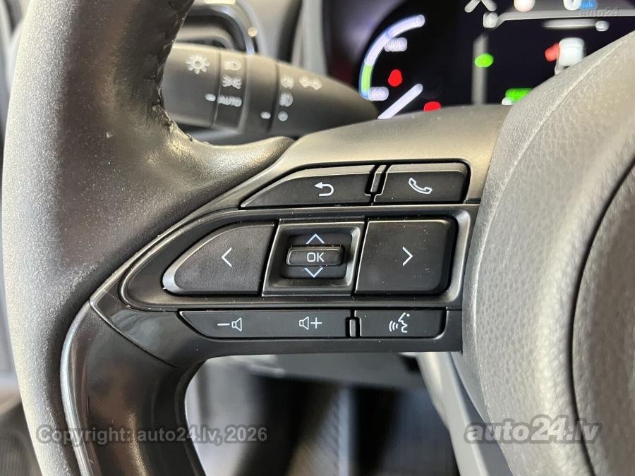 Белый Тойота Yaris Cross 2023 в Таллин, объемом двигателя 1.50 л и пробегом 141 тыс. км за 17900 €, фото 19 на AUTOMOTO.COM.LV