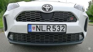 Белый Тойота Yaris Cross 2023 в Вильнюс, объемом двигателя 1.49 л и пробегом 39 тыс. км за 22750 €, фото 4 на AUTOMOTO.COM.LV