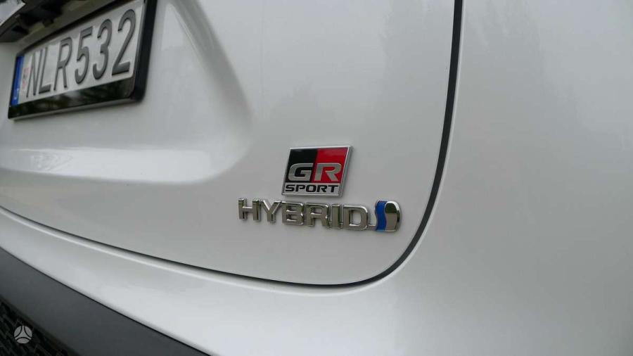 Белый Тойота Yaris Cross 2023 в Вильнюс, объемом двигателя 1.49 л и пробегом 39 тыс. км за 22750 €, фото 8 на AUTOMOTO.COM.LV