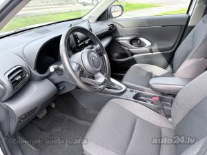 Белый Тойота Yaris Cross 2024 в Таллин, объемом двигателя 1.50 л и пробегом 73 тыс. км за 20990 €, фото 8 на AUTOMOTO.COM.LV