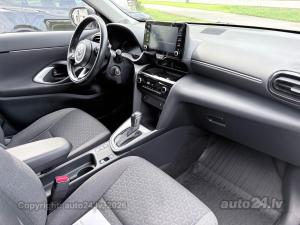 Белый Тойота Yaris Cross 2024 в Таллин, объемом двигателя 1.50 л и пробегом 73 тыс. км за 20990 €, фото 9 на AUTOMOTO.COM.LV