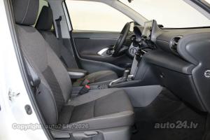 Белый Тойота Yaris Cross 2024 в Таллин, объемом двигателя 1.50 л и пробегом 142 тыс. км за 18990 €, фото 7 на AUTOMOTO.COM.LV