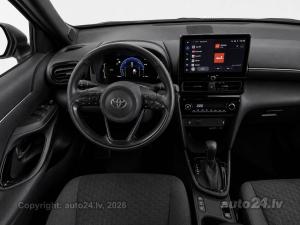 Белый Тойота Yaris Cross 2024 в Таллин, объемом двигателя 1.50 л и пробегом 75 тыс. км за 22990 €, фото 8 на AUTOMOTO.COM.LV