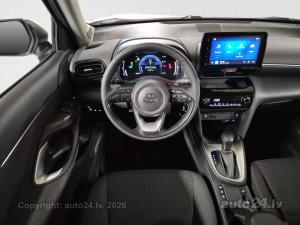 Белый Тойота Yaris Cross 2024 в Таллин, объемом двигателя 1.50 л и пробегом 149 тыс. км за 18490 €, фото 10 на AUTOMOTO.COM.LV