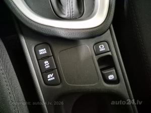 Белый Тойота Yaris Cross 2024 в Таллин, объемом двигателя 1.50 л и пробегом 149 тыс. км за 18490 €, фото 18 на AUTOMOTO.COM.LV