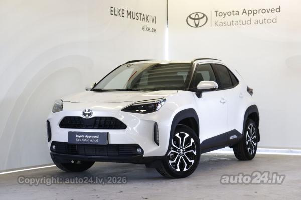 White Toyota Yaris Cross 2026 in Tallinn, with an engine capacity of 1.49 L and mileage of 4 thousand km for 28890 €, photo 1 on AUTOMOTO.COM.LV