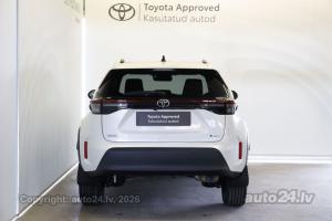 Белый Тойота Yaris Cross 2026 в Таллин, объемом двигателя 1.49 л и пробегом 4 тыс. км за 28890 €, фото 5 на AUTOMOTO.COM.LV