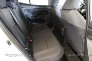 Белый Тойота Yaris Cross 2026 в Таллин, объемом двигателя 1.49 л и пробегом 4 тыс. км за 28890 €, фото 8 на AUTOMOTO.COM.LV