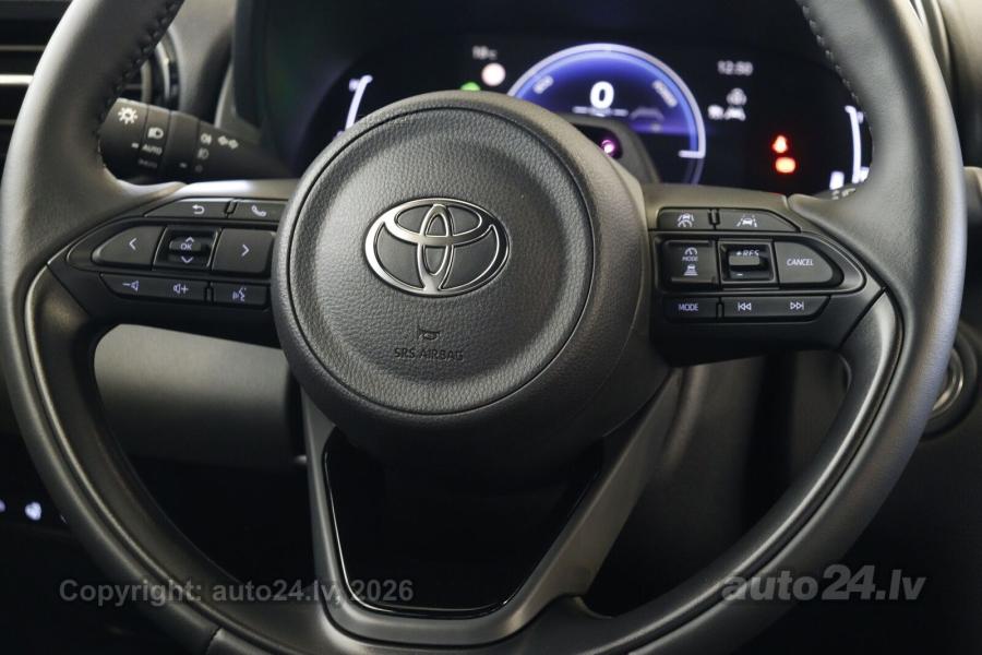 Белый Тойота Yaris Cross 2026 в Таллин, объемом двигателя 1.49 л и пробегом 4 тыс. км за 28890 €, фото 13 на AUTOMOTO.COM.LV