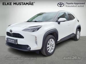 Balts Toyota Yaris Cross 2024 Tallina, ar dzinēja tilpumu 1.49 L un nobraukumu 102 tūkst. km par 18995 €, foto  vietnē AUTOMOTO.COM.LV