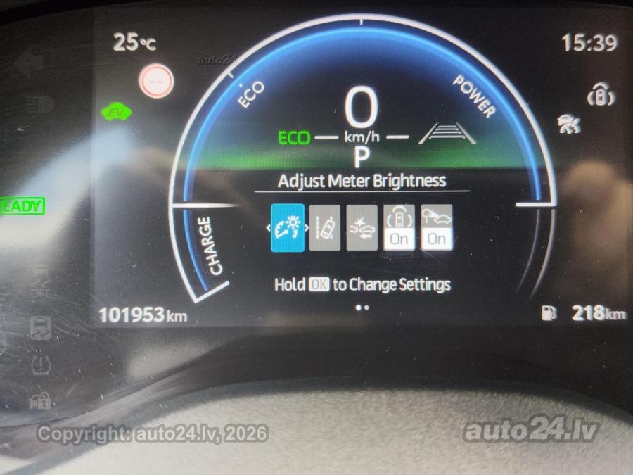 Белый Тойота Yaris Cross 2024 в Таллин, объемом двигателя 1.49 л и пробегом 102 тыс. км за 18995 €, фото 14 на AUTOMOTO.COM.LV
