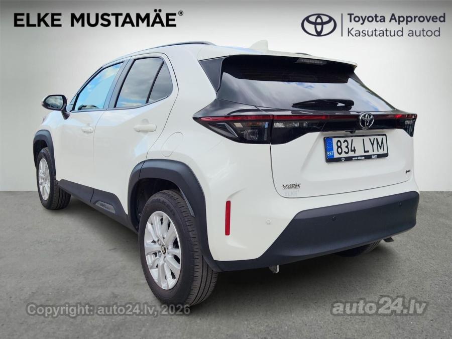 Белый Тойота Yaris Cross 2024 в Таллин, объемом двигателя 1.49 л и пробегом 102 тыс. км за 18995 €, фото 18 на AUTOMOTO.COM.LV