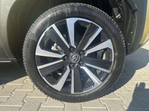 Желтый Тойота Yaris Cross 2021 в Вильнюс, объемом двигателя 1.49 л и пробегом 118 тыс. км за 21450 €, фото 16 на AUTOMOTO.COM.LV