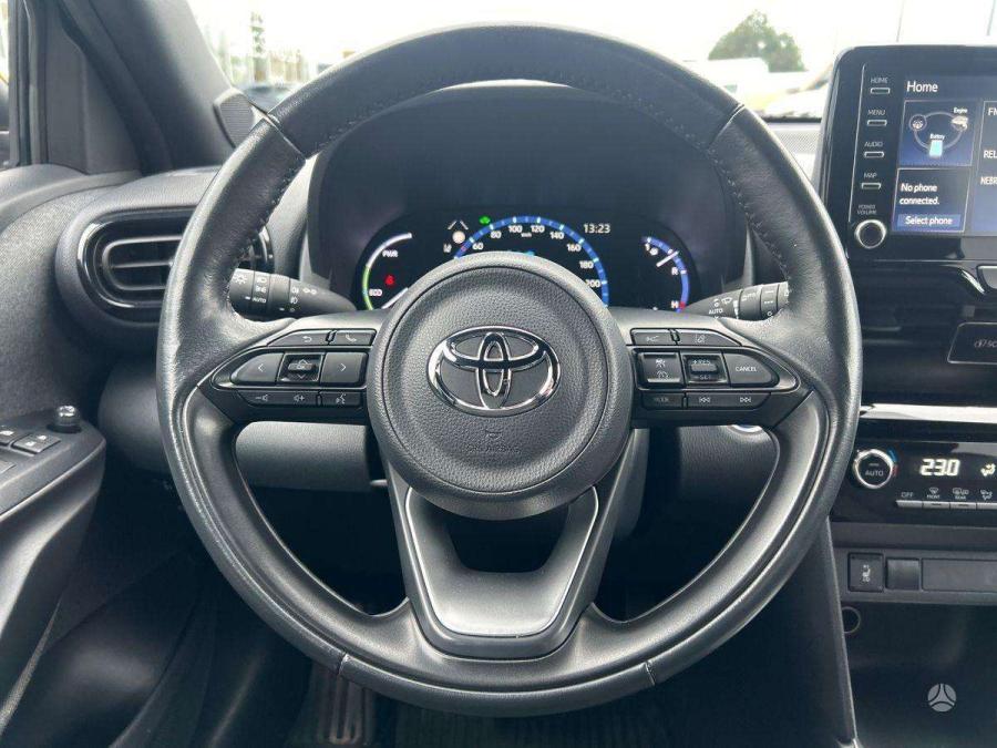 Dzeltens Toyota Yaris Cross 2022 Klaipėda, ar dzinēja tilpumu 1.49 L un nobraukumu 63 tūkst. km par 22900 €, foto 11 vietnē AUTOMOTO.COM.LV