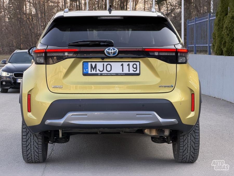 Желтый Тойота Yaris Cross 2022 в Вильнюс, объемом двигателя 1.50 л и пробегом 66 тыс. км за 20000 €, фото 6 на AUTOMOTO.COM.LV