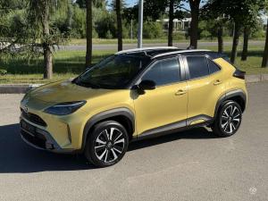 Желтый Тойота Yaris Cross 2022 в Паневежис, объемом двигателя 1.49 л и пробегом 19 тыс. км за 22900 €, фото  на AUTOMOTO.COM.LV