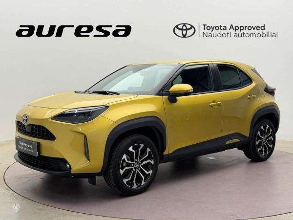 Dzeltens Toyota Yaris Cross 2022 Panevēža, ar dzinēja tilpumu 1.49 L un nobraukumu 33 tūkst. km par 21990 €, foto 1 vietnē AUTOMOTO.COM.LV