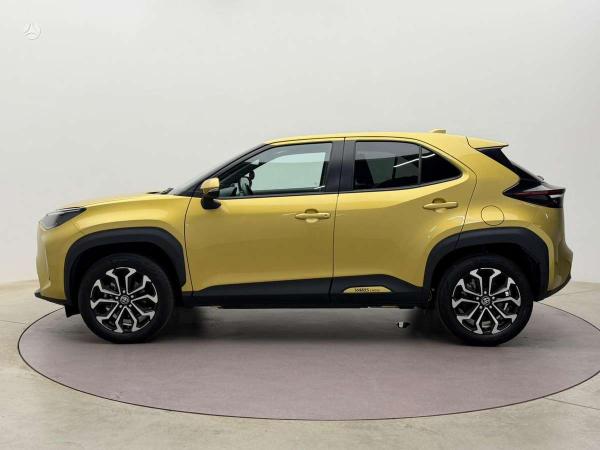Dzeltens Toyota Yaris Cross 2022 Panevēža, ar dzinēja tilpumu 1.49 L un nobraukumu 33 tūkst. km par 21990 €, foto 5 vietnē AUTOMOTO.COM.LV