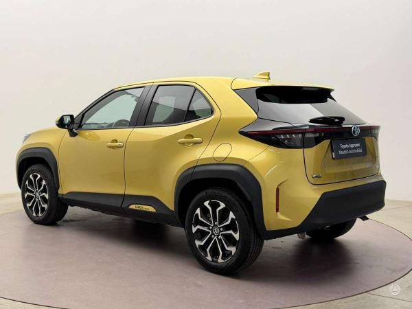 Dzeltens Toyota Yaris Cross 2022 Panevēža, ar dzinēja tilpumu 1.49 L un nobraukumu 33 tūkst. km par 21990 €, foto 6 vietnē AUTOMOTO.COM.LV