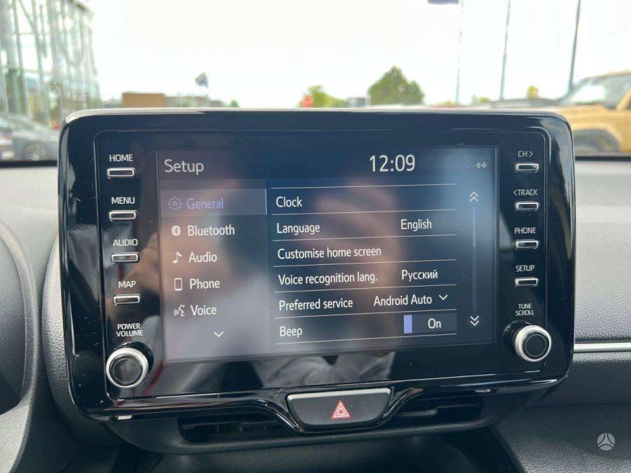 Dzeltens Toyota Yaris Cross 2022 Klaipėda, ar dzinēja tilpumu 1.49 L un nobraukumu 30 tūkst. km par 22900 €, foto 14 vietnē AUTOMOTO.COM.LV