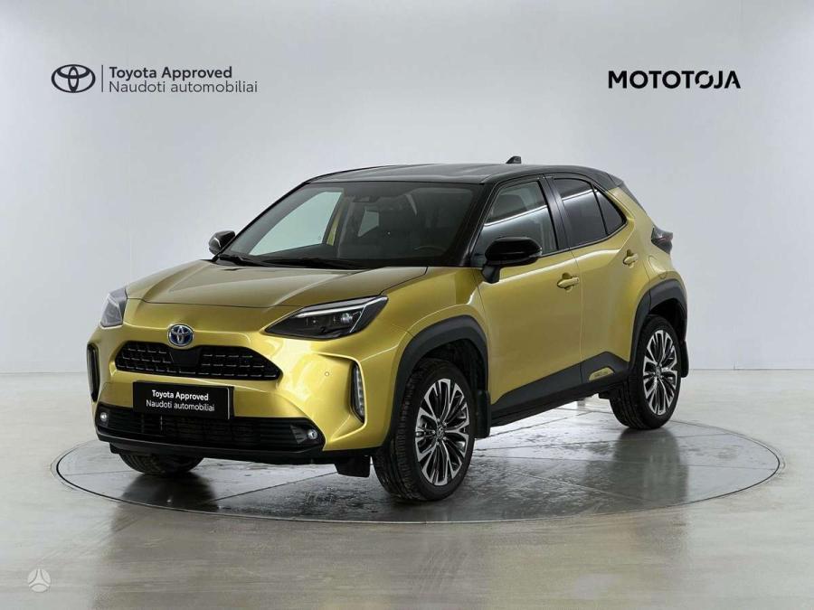 Желтый Тойота Yaris Cross 2022 в Вильнюс, объемом двигателя 1.49 л и пробегом 50 тыс. км за 24900 €, фото 1 на AUTOMOTO.COM.LV
