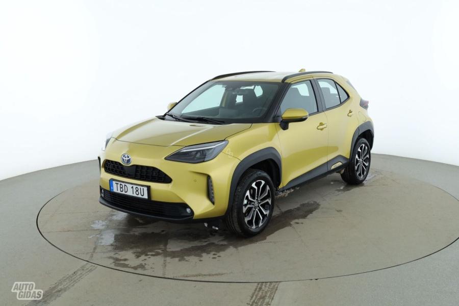 Dzeltens Toyota Yaris Cross 2023 Kauņa, ar dzinēja tilpumu 0.00 L un nobraukumu 28 tūkst. km par 32347 €, foto 1 vietnē AUTOMOTO.COM.LV