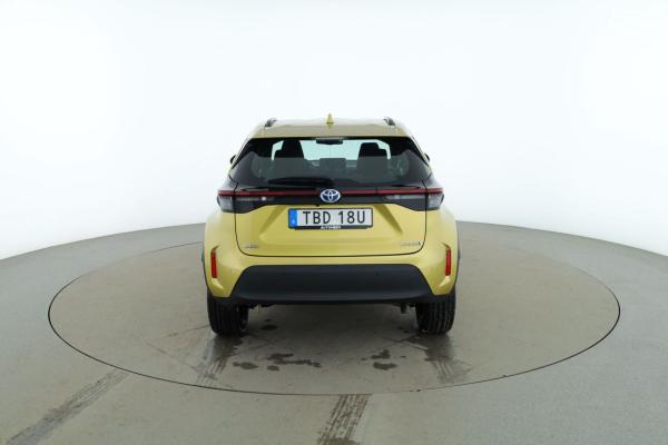 Dzeltens Toyota Yaris Cross 2023 Kauņa, ar dzinēja tilpumu 0.00 L un nobraukumu 28 tūkst. km par 32347 €, foto 4 vietnē AUTOMOTO.COM.LV