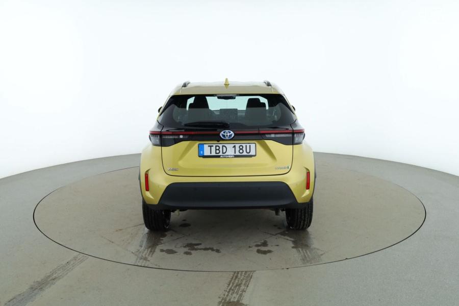 Dzeltens Toyota Yaris Cross 2023 Kauņa, ar dzinēja tilpumu 0.00 L un nobraukumu 28 tūkst. km par 32347 €, foto 4 vietnē AUTOMOTO.COM.LV