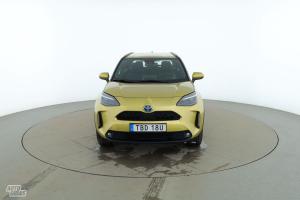 Dzeltens Toyota Yaris Cross 2023 Kauņa, ar dzinēja tilpumu 0.00 L un nobraukumu 28 tūkst. km par 32347 €, foto 8 vietnē AUTOMOTO.COM.LV