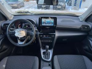 Желтый Тойота Yaris Cross 2023 в Каунас, объемом двигателя 1.49 л и пробегом 32 тыс. км за 10900 €, фото 14 на AUTOMOTO.COM.LV