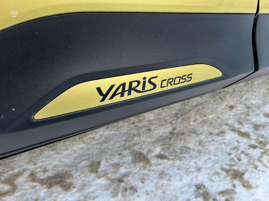Желтый Тойота Yaris Cross 2023 в Каунас, объемом двигателя 1.49 л и пробегом 32 тыс. км за 10900 €, фото 30 на AUTOMOTO.COM.LV