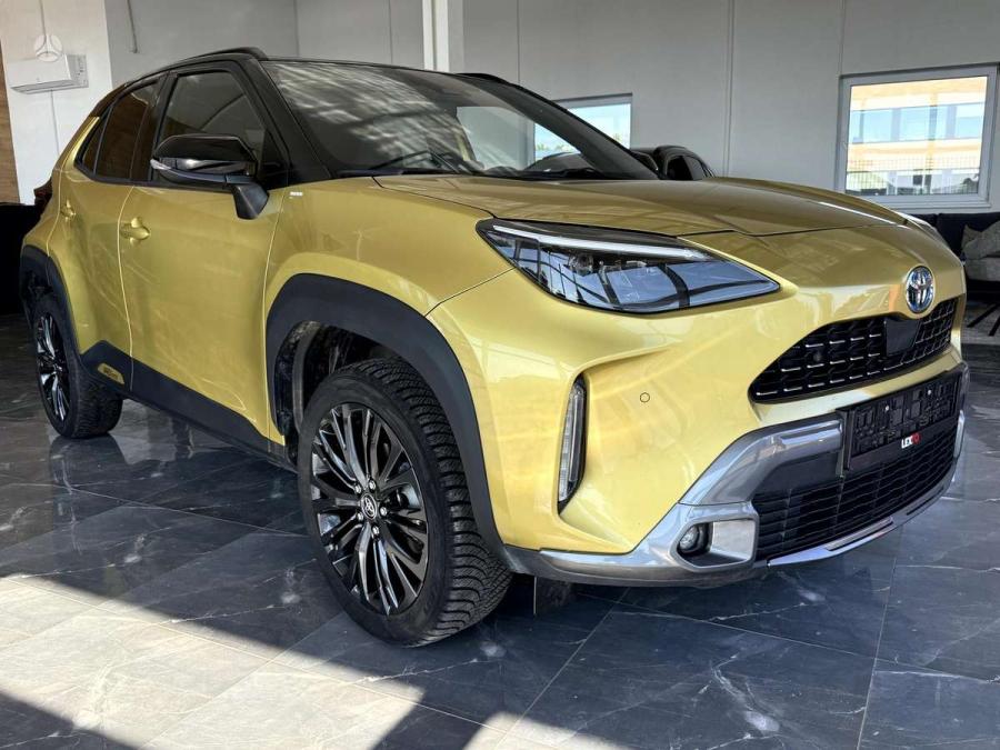 Желтый Тойота Yaris Cross 2023 в Паневежис, объемом двигателя 1.50 л и пробегом 86 тыс. км за 21900 €, фото 1 на AUTOMOTO.COM.LV