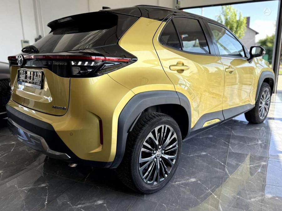 Желтый Тойота Yaris Cross 2023 в Паневежис, объемом двигателя 1.50 л и пробегом 86 тыс. км за 21900 €, фото 5 на AUTOMOTO.COM.LV