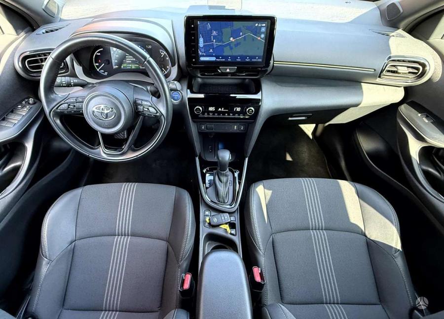 Желтый Тойота Yaris Cross 2023 в Паневежис, объемом двигателя 1.50 л и пробегом 86 тыс. км за 21900 €, фото 16 на AUTOMOTO.COM.LV