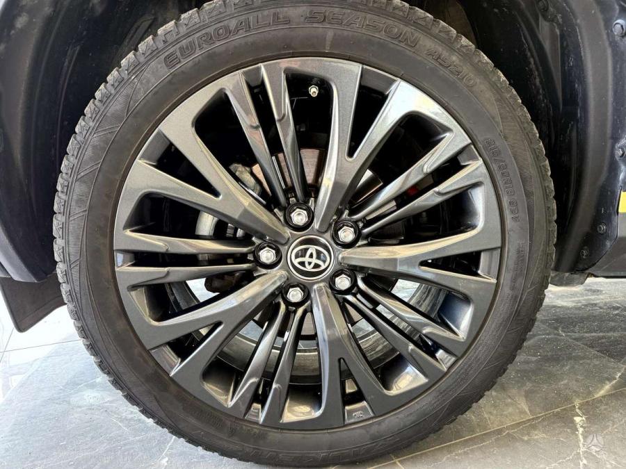 Желтый Тойота Yaris Cross 2023 в Паневежис, объемом двигателя 1.50 л и пробегом 86 тыс. км за 21900 €, фото 31 на AUTOMOTO.COM.LV